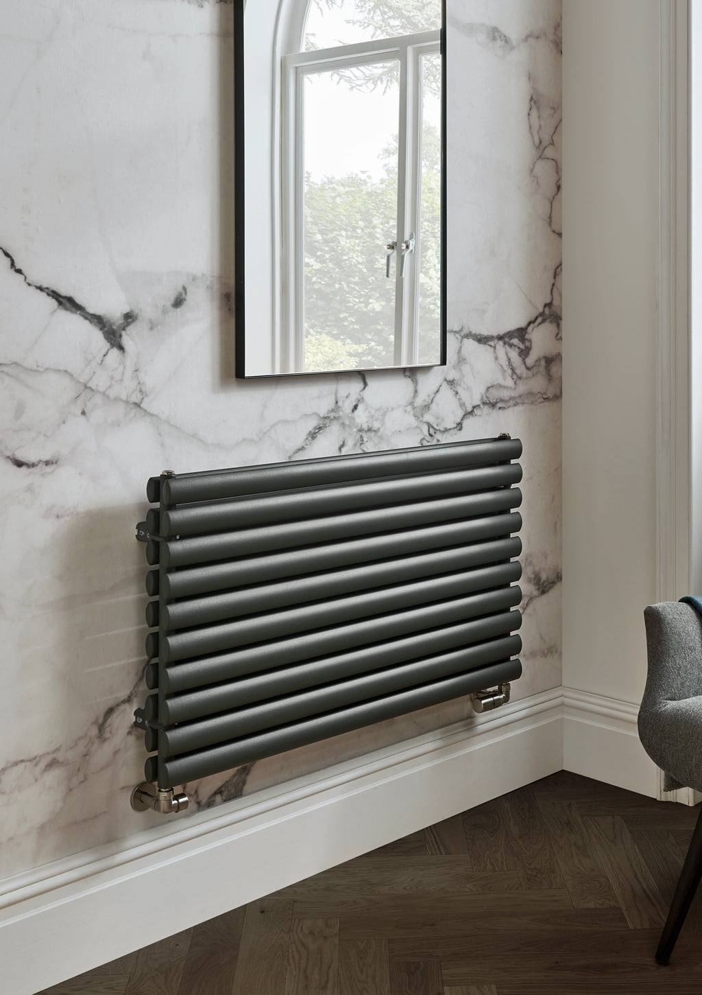 Oval Tube Double Horizontal 600mm high x 700mm 2504 BTU 734 Watts Anth ...